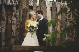 A Real Hi-Fi Wedding: Bonnie & Pierce’s Rainy Romance | HI-FI WEDDINGS ...